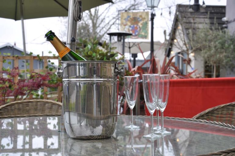 Eat at The Beaufort Raglan