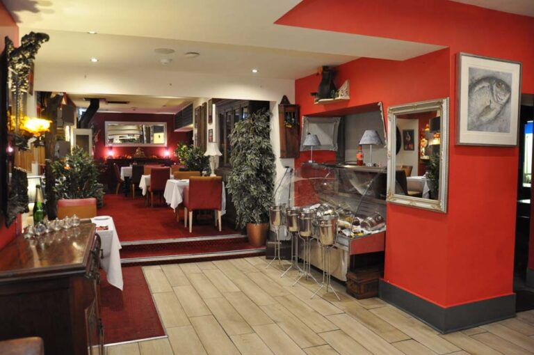 Eat at The Beaufort Raglan