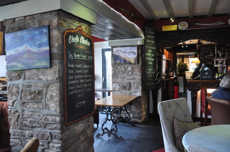 Eat at The Beaufort Raglan